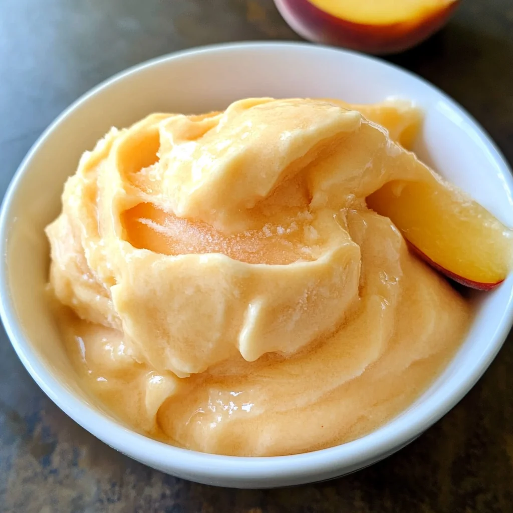 5-Minute Healthy Peach Frozen Yogurt - low sugar cooking